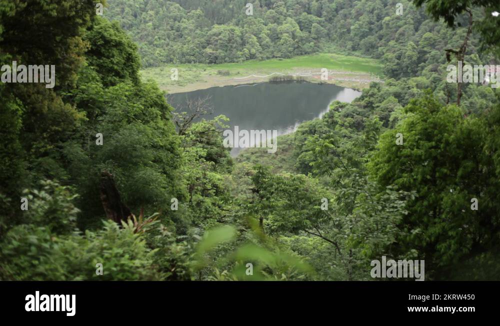 Lake sikkim india Stock Videos & Footage - HD and 4K Video Clips - Alamy