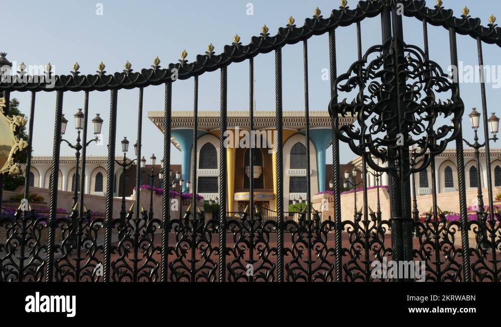 pan over gate at al alam palace in muscat oman 4K UHD Stock Video ...