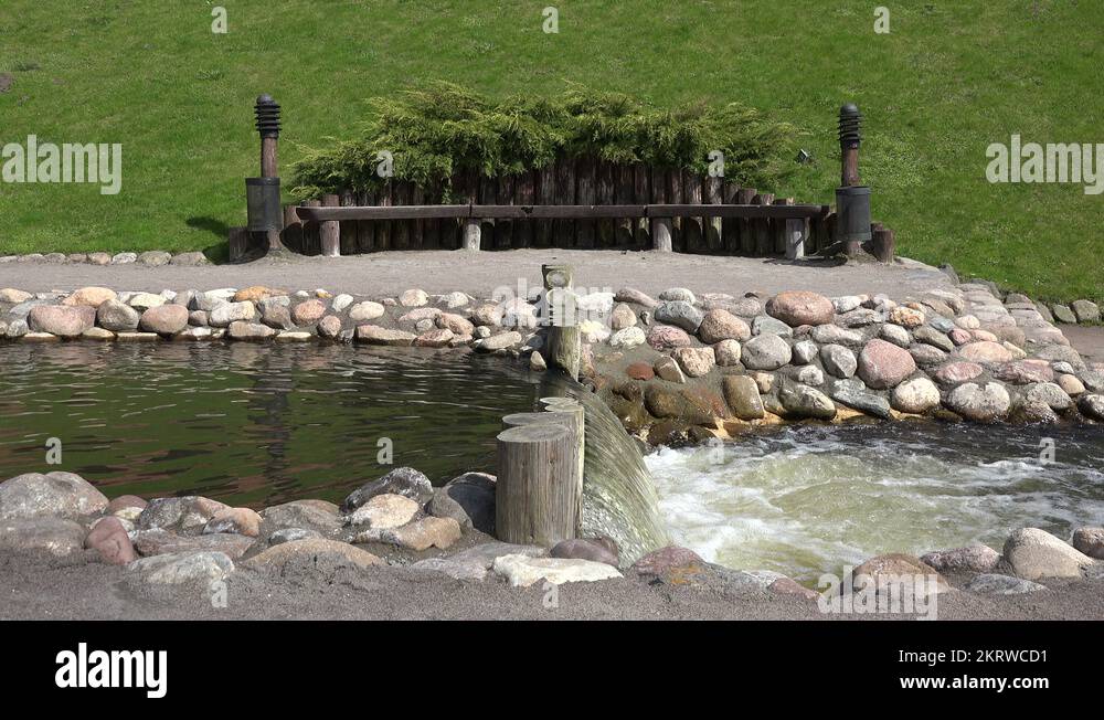 Bench waterfall Stock Videos & Footage - HD and 4K Video Clips - Alamy