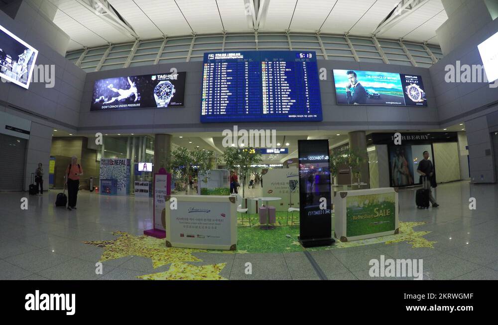 Duty free on board Stock Videos & Footage - HD and 4K Video Clips - Alamy