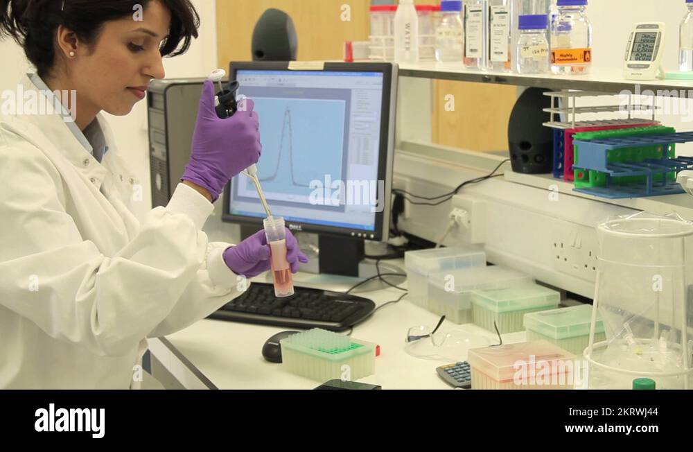 Female laboratory technician dna Stock Videos & Footage - HD and 4K ...