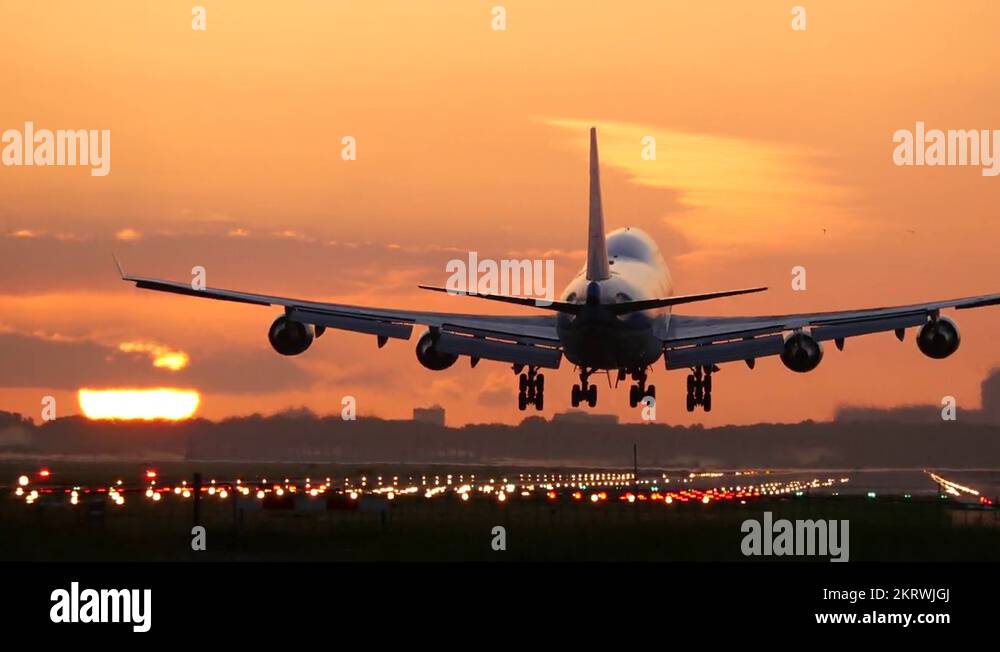 Boeing 747 landing vortex Stock Videos & Footage - HD and 4K Video ...