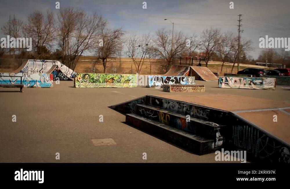 Ramp park Stock Videos & Footage - HD and 4K Video Clips - Alamy