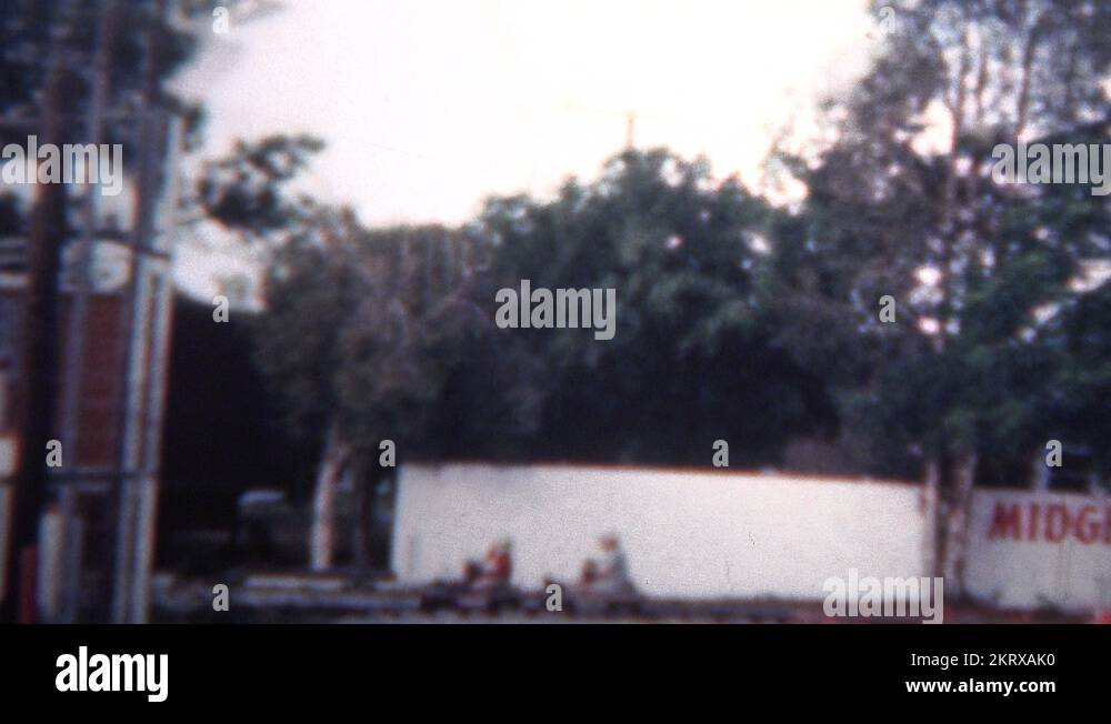 Midget in circus Stock Videos & Footage - HD and 4K Video Clips - Alamy