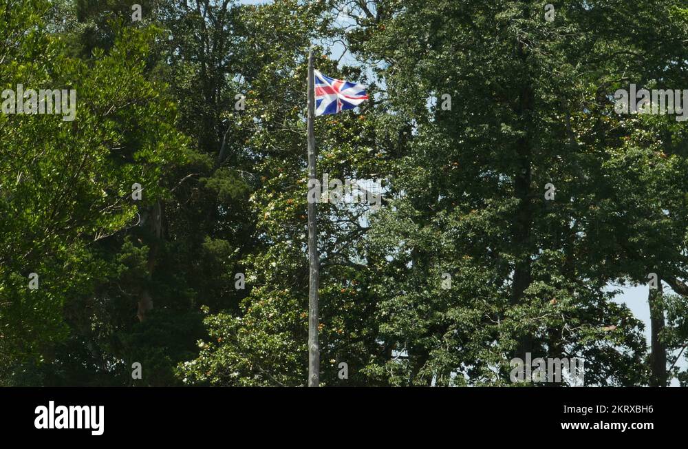 Flying union jack flag Stock Videos & Footage - HD and 4K Video Clips ...