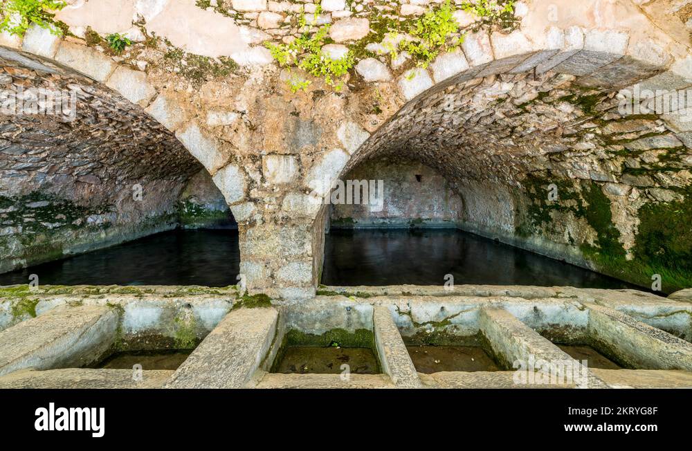 Medieval cistern Stock Videos & Footage - HD and 4K Video Clips - Alamy