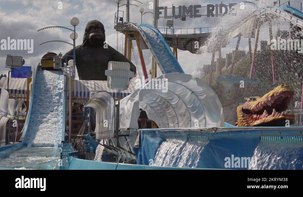 Log flume ride theme park Stock Videos & Footage - HD and 4K Video ...
