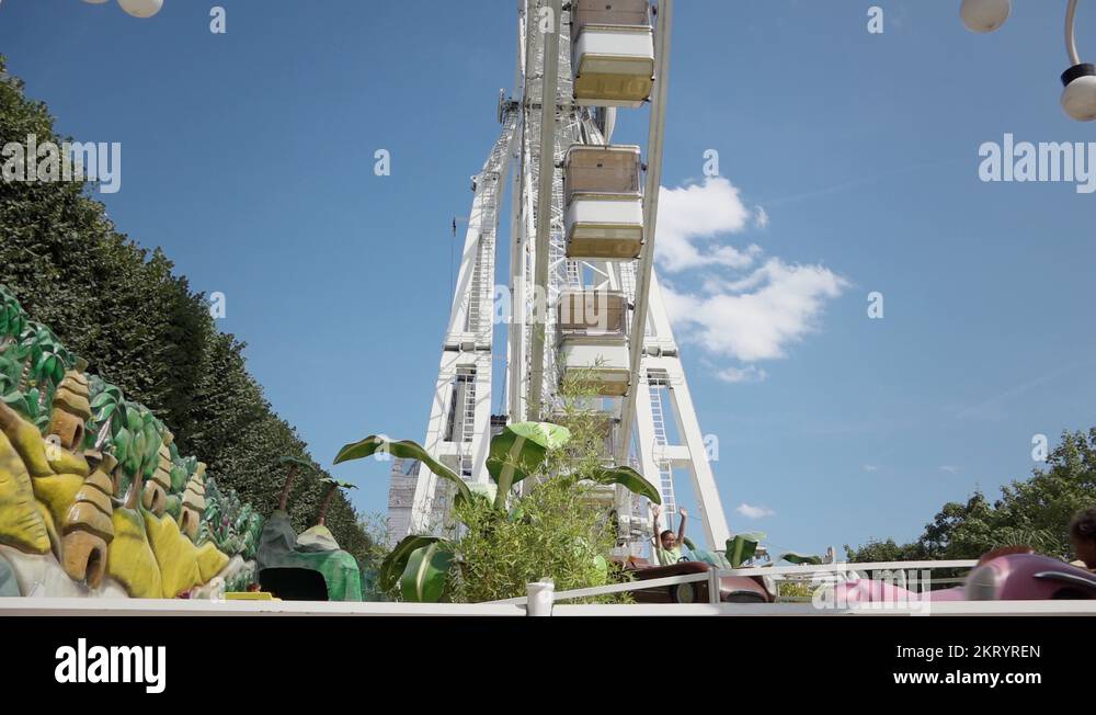 Theme Park Race Cars Kids Playing - 60fps Stock Video Footage - Alamy