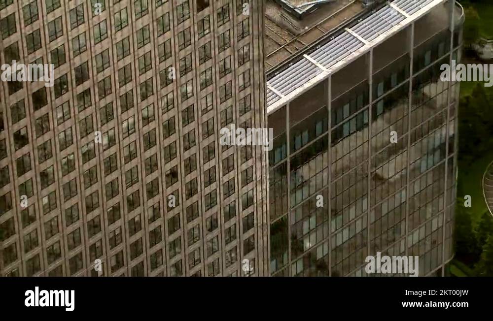 Canada square canary wharf Stock Videos & Footage - HD and 4K Video ...