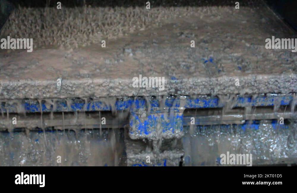 Offshore oil rig Stock Videos & Footage - HD and 4K Video Clips - Alamy