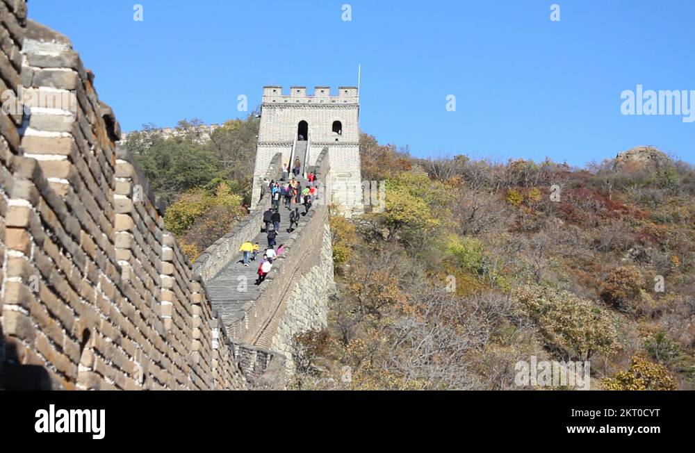 Crowded Great Wall of China, watchtower Stock Video Footage - Alamy