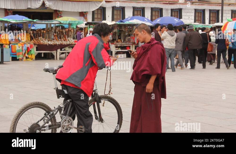Tibetan square Stock Videos & Footage - HD and 4K Video Clips - Alamy