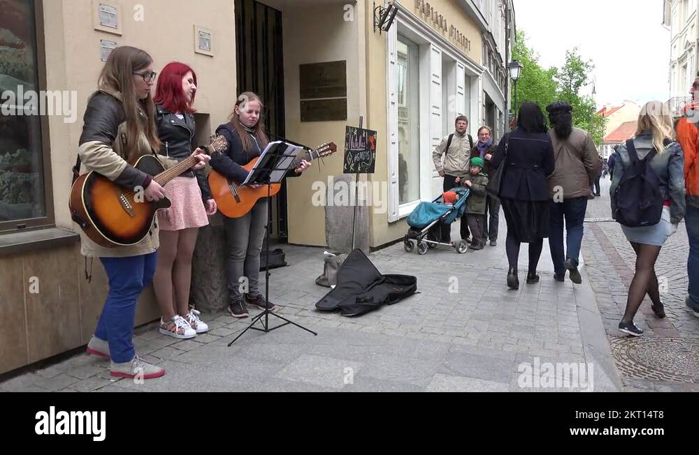 Girls band Stock Videos & Footage - HD and 4K Video Clips - Alamy