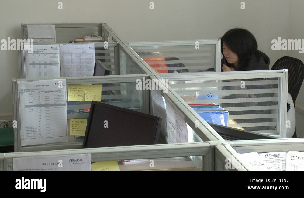 Cubicle office people Stock Videos & Footage - HD and 4K Video Clips ...