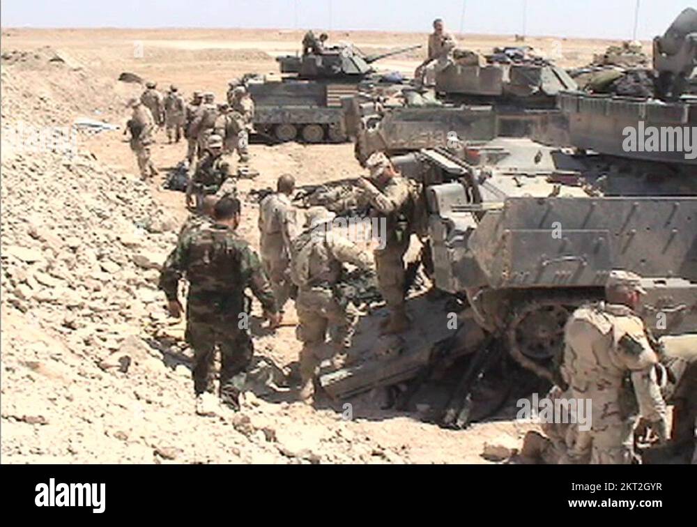 Iraqi army soldiers Stock Videos & Footage - HD and 4K Video Clips - Alamy