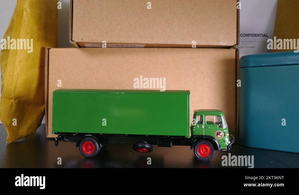 Haulage lorry model Stock Videos & Footage - HD and 4K Video Clips - Alamy