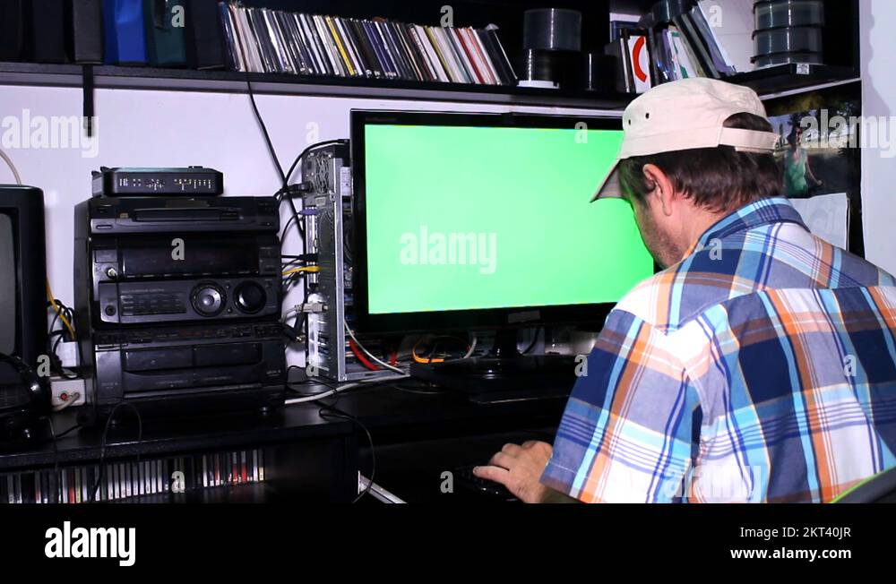 Computer home screen Stock Videos & Footage - HD and 4K Video Clips - Alamy