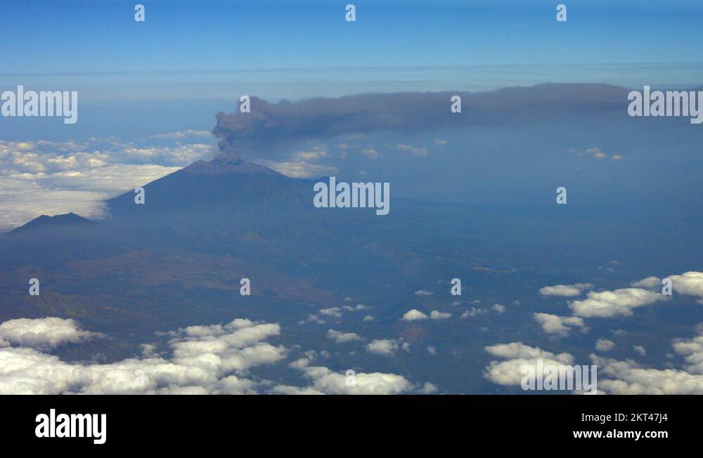 Ash column Stock Videos & Footage - HD and 4K Video Clips - Alamy