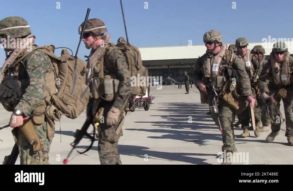 Usmc chopper Stock Videos & Footage - HD and 4K Video Clips - Alamy