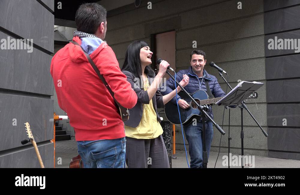 Show italian band Stock Videos & Footage - HD and 4K Video Clips - Alamy