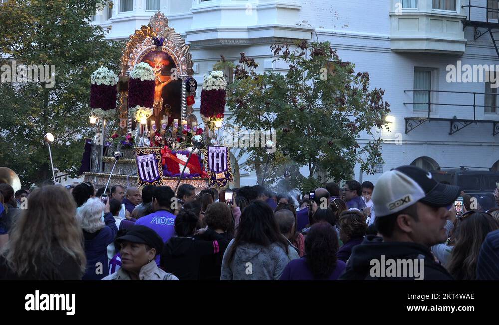 Procession Lord of the Miracles passing, Señor de Los Milagros, DC ...