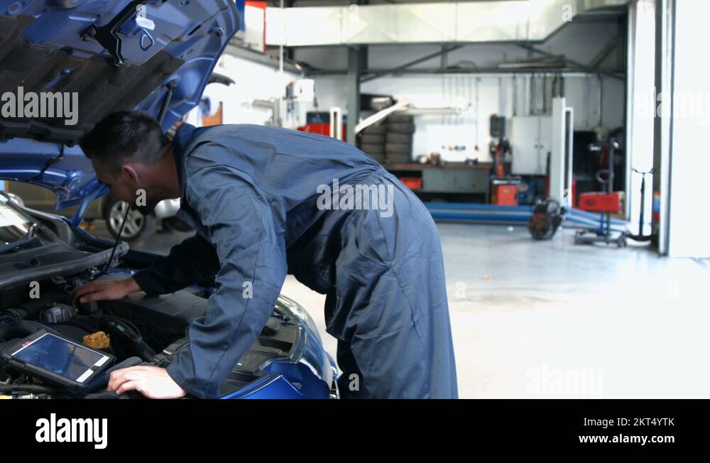 Overhauling Stock Videos & Footage - HD and 4K Video Clips - Alamy