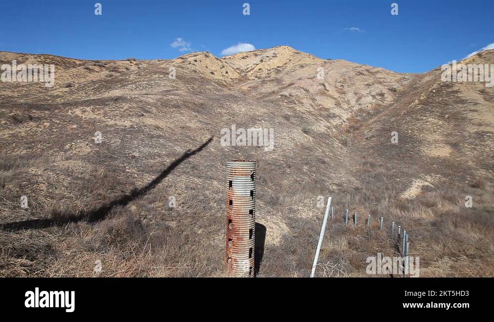 Slump landslide Stock Videos & Footage - HD and 4K Video Clips - Alamy