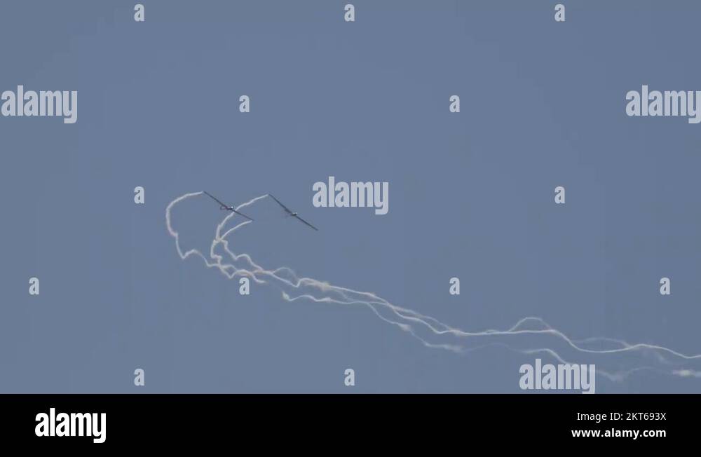 4K Tracking Planes Flying in Acrobatic Airshow, Aircraft, Airplanes in ...