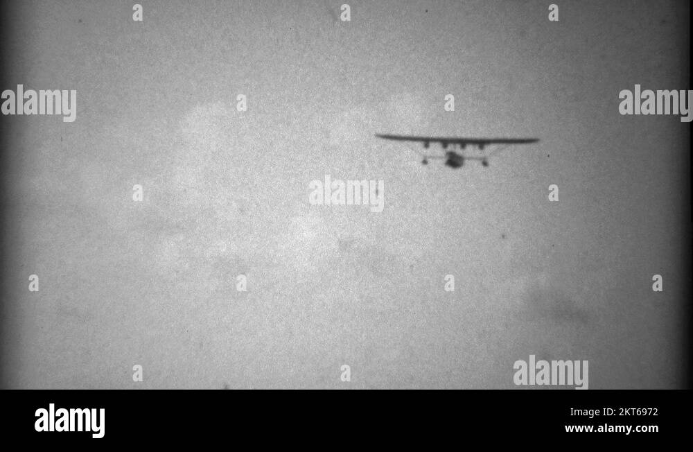 1935: Pan Am Sikorsky S-40 sesquiplane amphibious flying boat landing ...