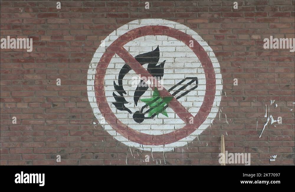 Graffiti sign Stock Videos & Footage - HD and 4K Video Clips - Alamy