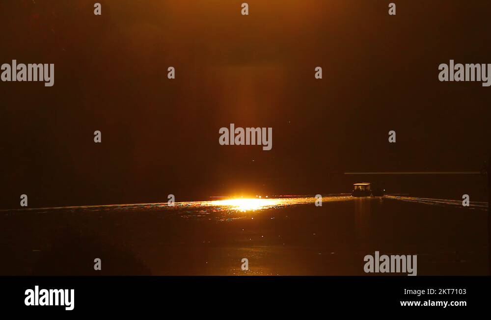 Strong back light Stock Videos & Footage - HD and 4K Video Clips - Alamy