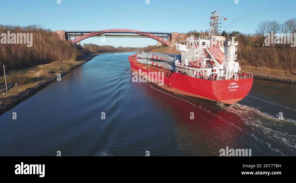 Vessel passing bridge Stock Videos & Footage - HD and 4K Video Clips ...