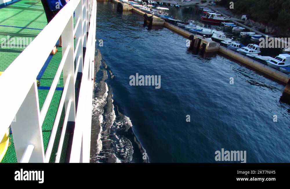 Ferry boat landing Stock Videos & Footage - HD and 4K Video Clips - Alamy