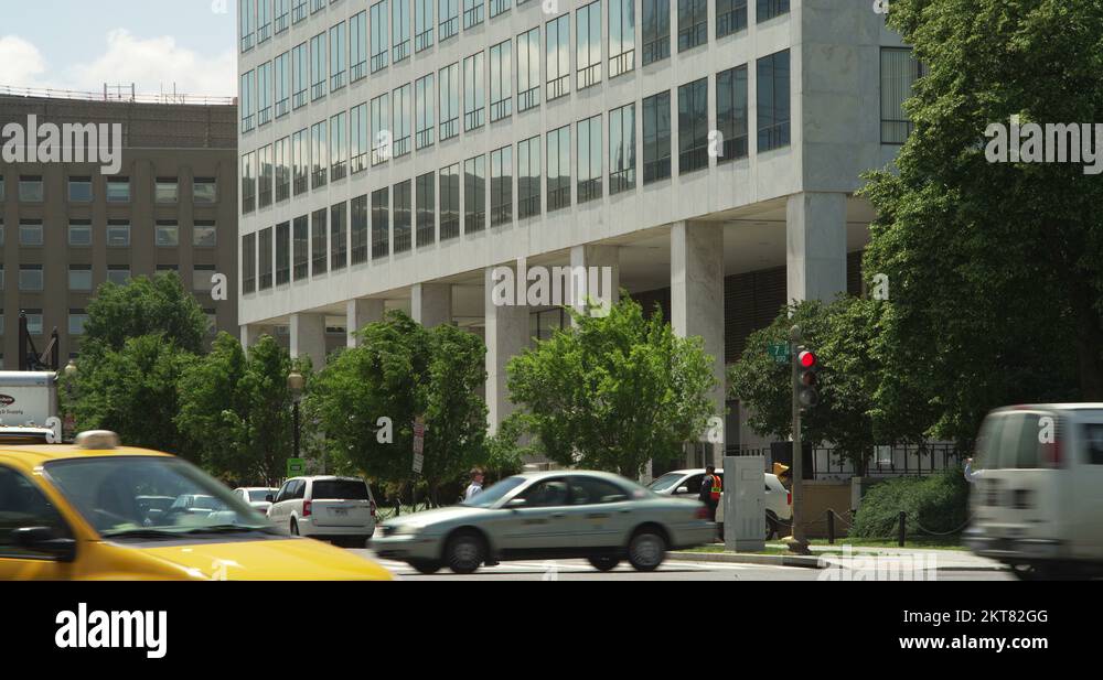 US Department of Transportation at Indiana Avenue and 7th Street in ...