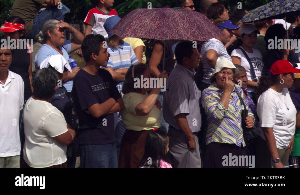 Roadside crowd Stock Videos & Footage - HD and 4K Video Clips - Alamy