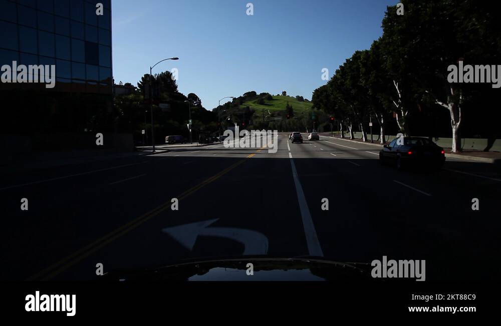 Turning onto drive Stock Videos & Footage - HD and 4K Video Clips - Alamy