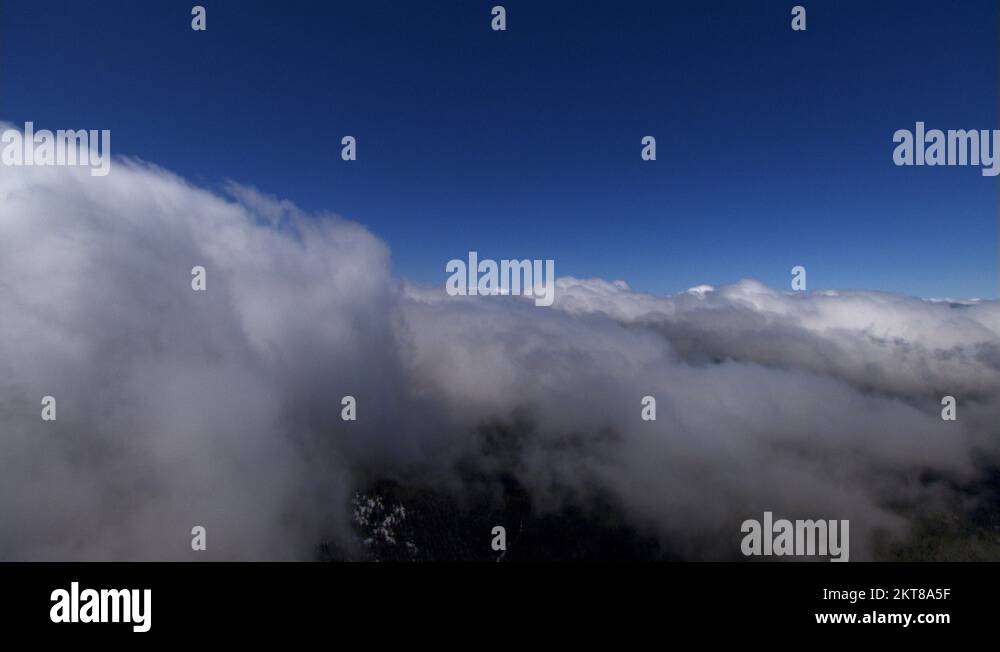 Cloud layer Stock Videos & Footage - HD and 4K Video Clips - Alamy