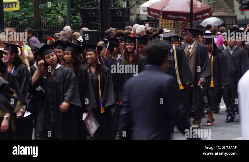 Marching past Stock Videos & Footage - HD and 4K Video Clips - Alamy