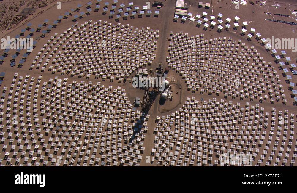 Solar collection tower Stock Videos & Footage - HD and 4K Video Clips ...