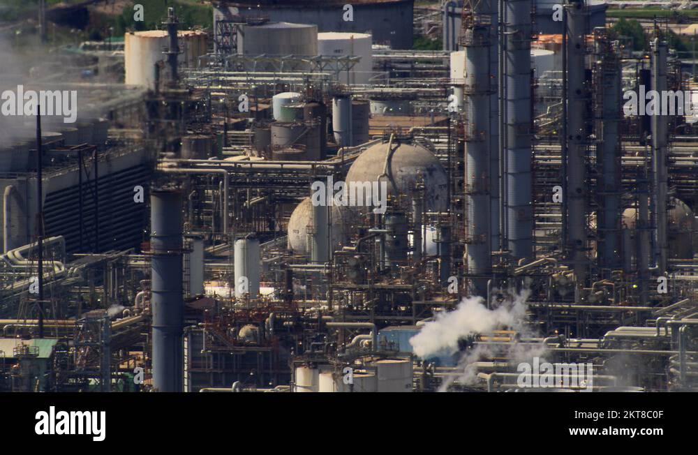 Crude oil processing Stock Videos & Footage - HD and 4K Video Clips - Alamy