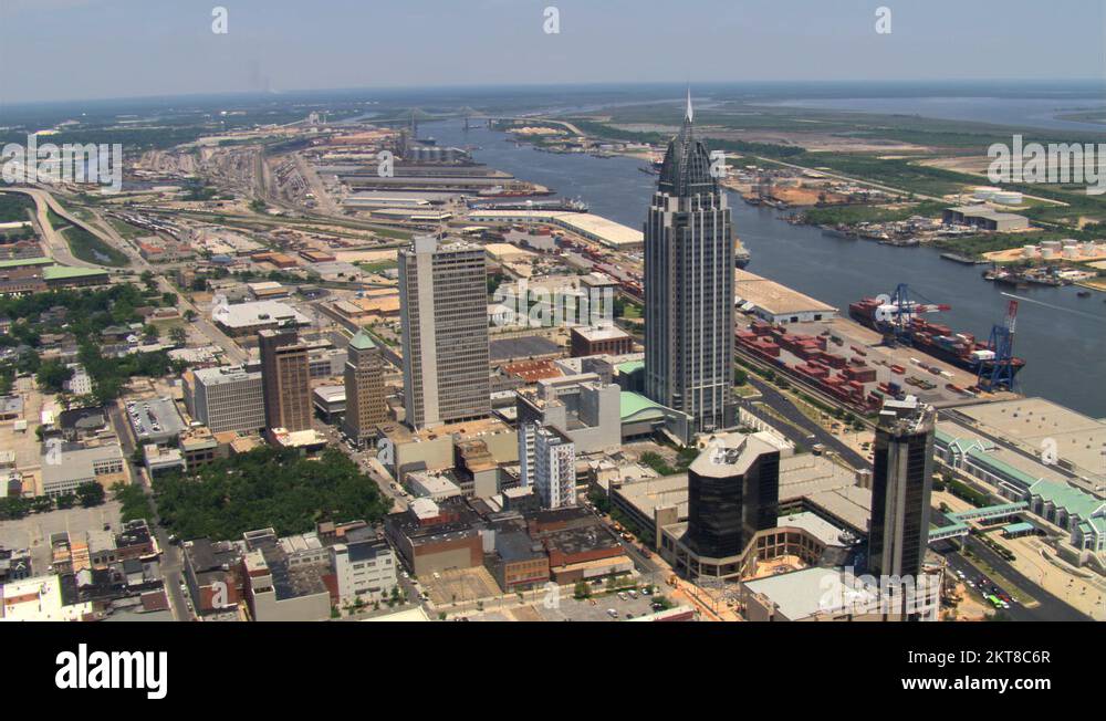 Close flight past RSA Battle House Tower in Mobile, Alabama. Shot in ...
