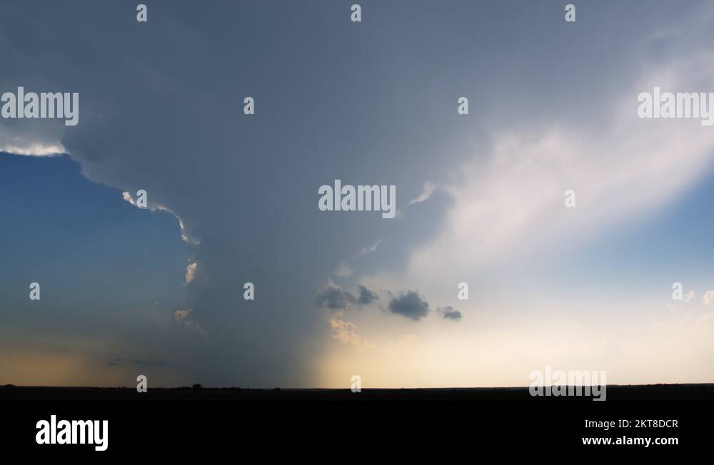 High level clouds Stock Videos & Footage - HD and 4K Video Clips - Alamy