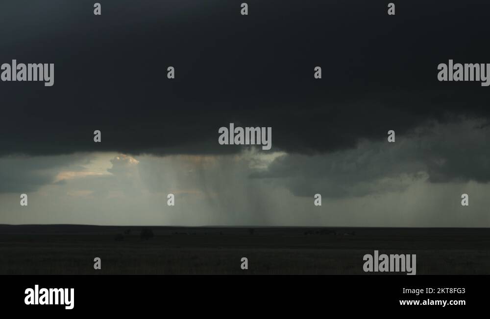 Thunderstorm updraft Stock Videos & Footage - HD and 4K Video Clips - Alamy