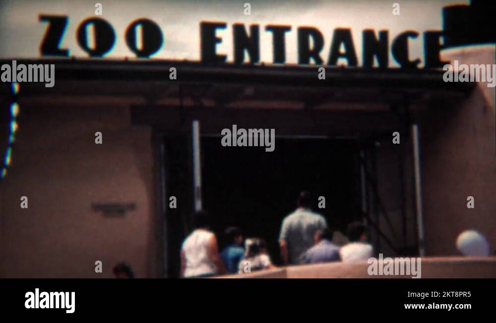 Zoo entrance sign Stock Videos & Footage - HD and 4K Video Clips - Alamy