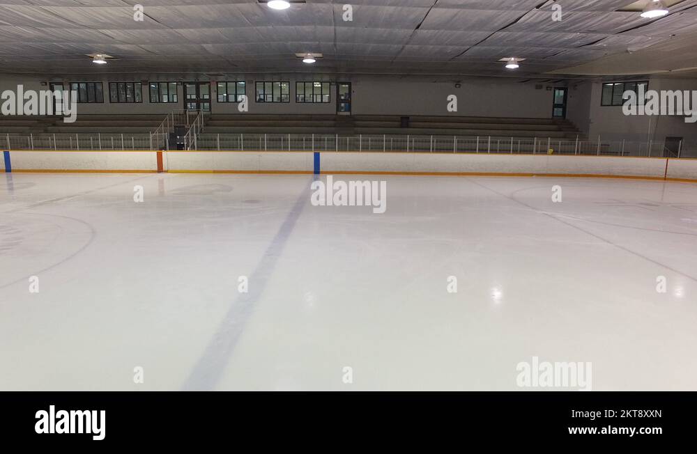 Canadian spectators Stock Videos & Footage - HD and 4K Video Clips - Alamy