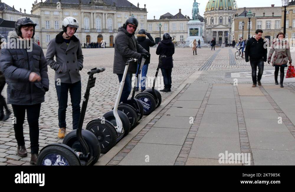 Wo wheeled Stock Videos & Footage - HD and 4K Video Clips - Alamy