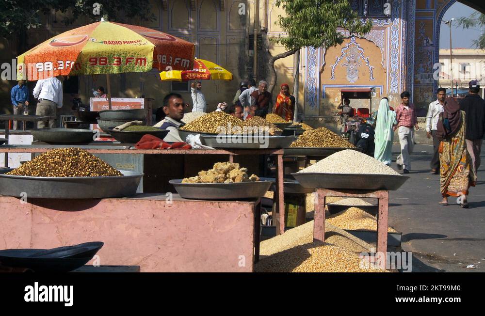 Grain market india Stock Videos & Footage - HD and 4K Video Clips - Alamy