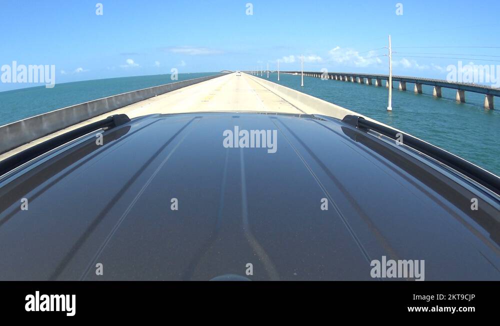 Car going over bridge Stock Videos & Footage - HD and 4K Video Clips ...