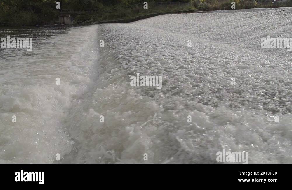 Weir in river Stock Videos & Footage - HD and 4K Video Clips - Alamy