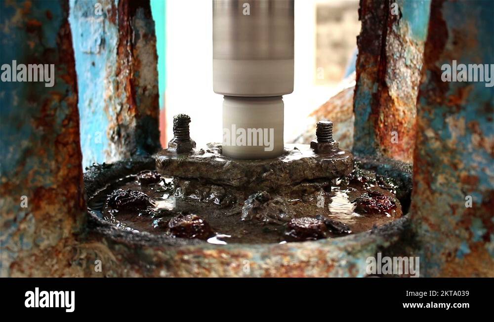 Pump pipe Stock Videos & Footage - HD and 4K Video Clips - Alamy